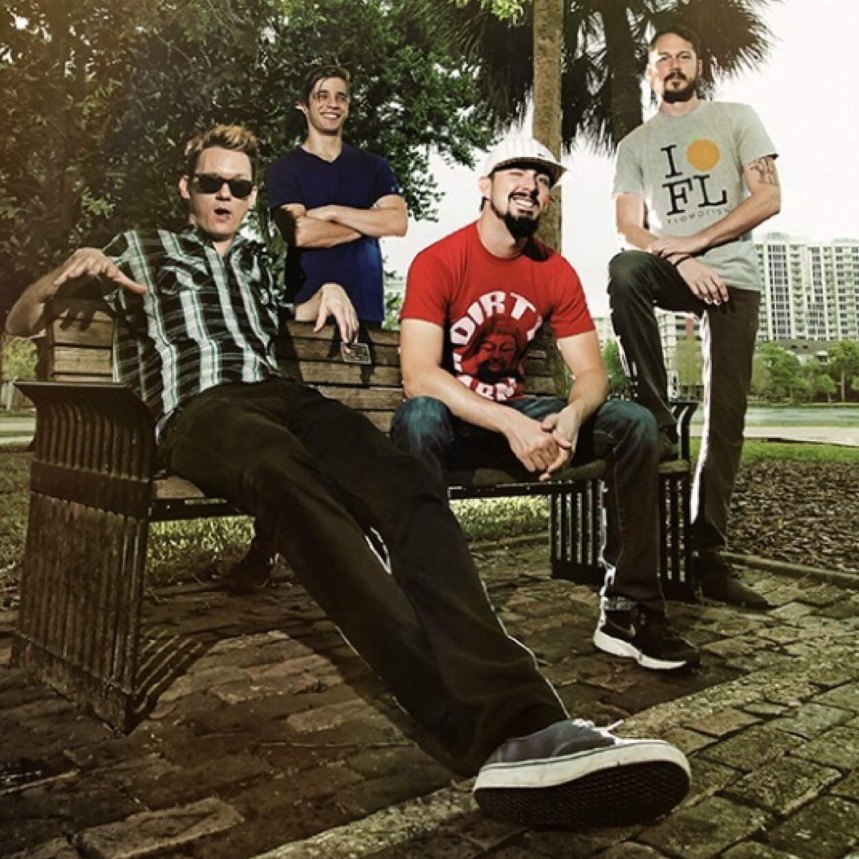 idobi.com - Free Alternative, Pop-Punk, Metal, and Indie Radio Stations