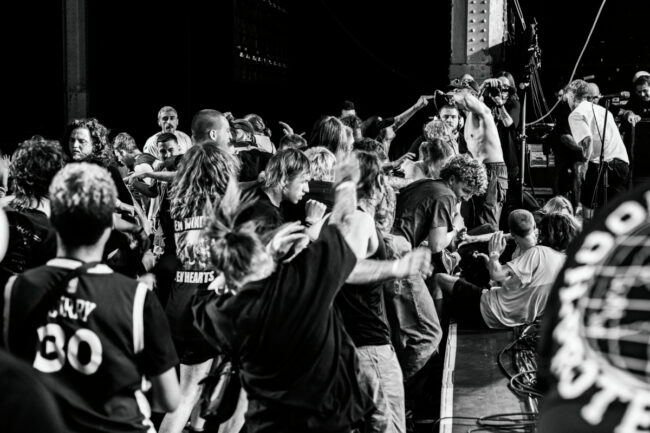 idobi.com - Free Alternative, Pop-Punk, Metal, and Indie Radio Stations