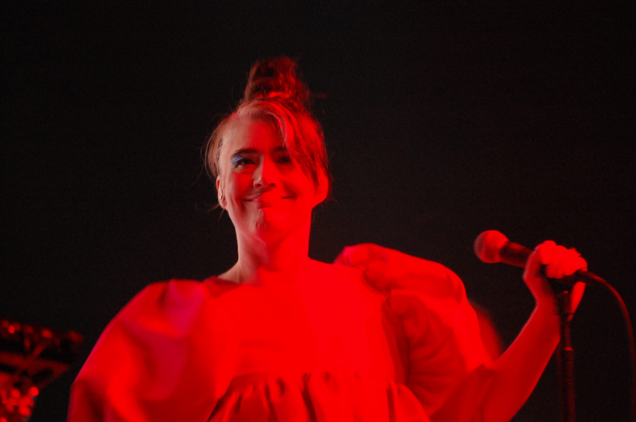 idobi.com - Free Alternative, Pop-Punk, Metal, and Indie Radio Stations