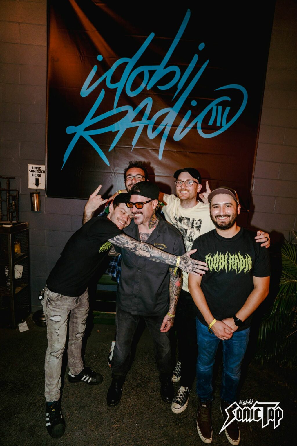 idobi.com - Free Alternative, Pop-Punk, Metal, and Indie Radio Stations