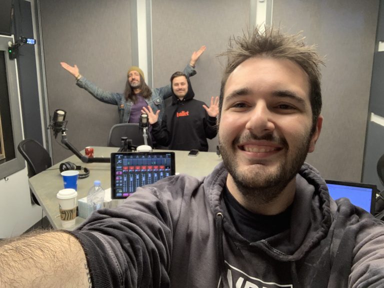 idobi.com - Free Alternative, Pop-Punk, Metal, and Indie Radio Stations