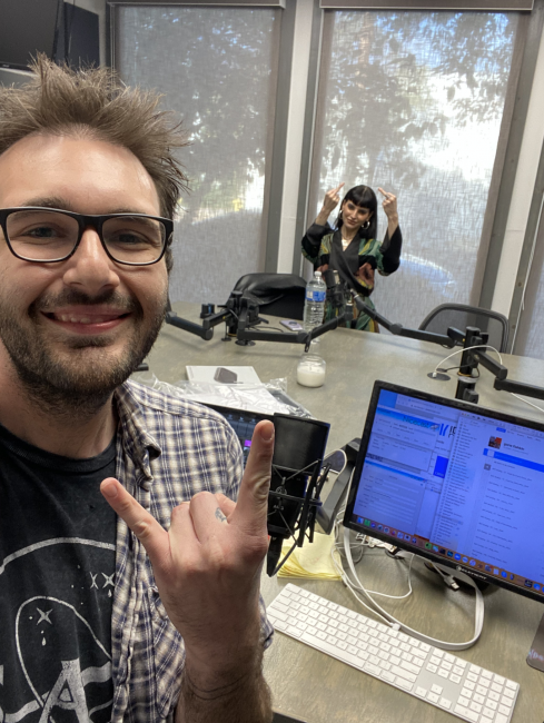 idobi.com - Free Alternative, Pop-Punk, Metal, and Indie Radio Stations