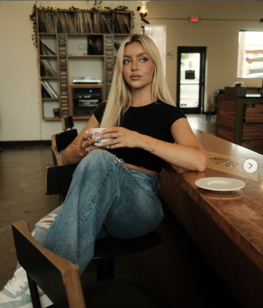 idobi.com - Free Alternative, Pop-Punk, Metal, and Indie Radio Stations