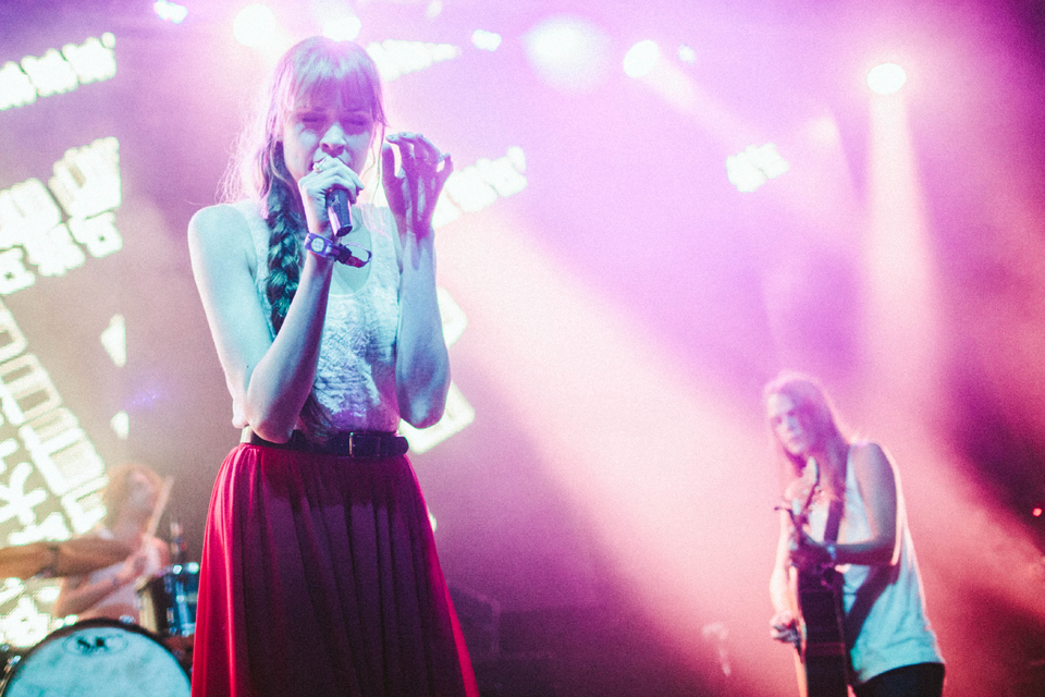 idobi.com - Free Alternative, Pop-Punk, Metal, and Indie Radio Stations