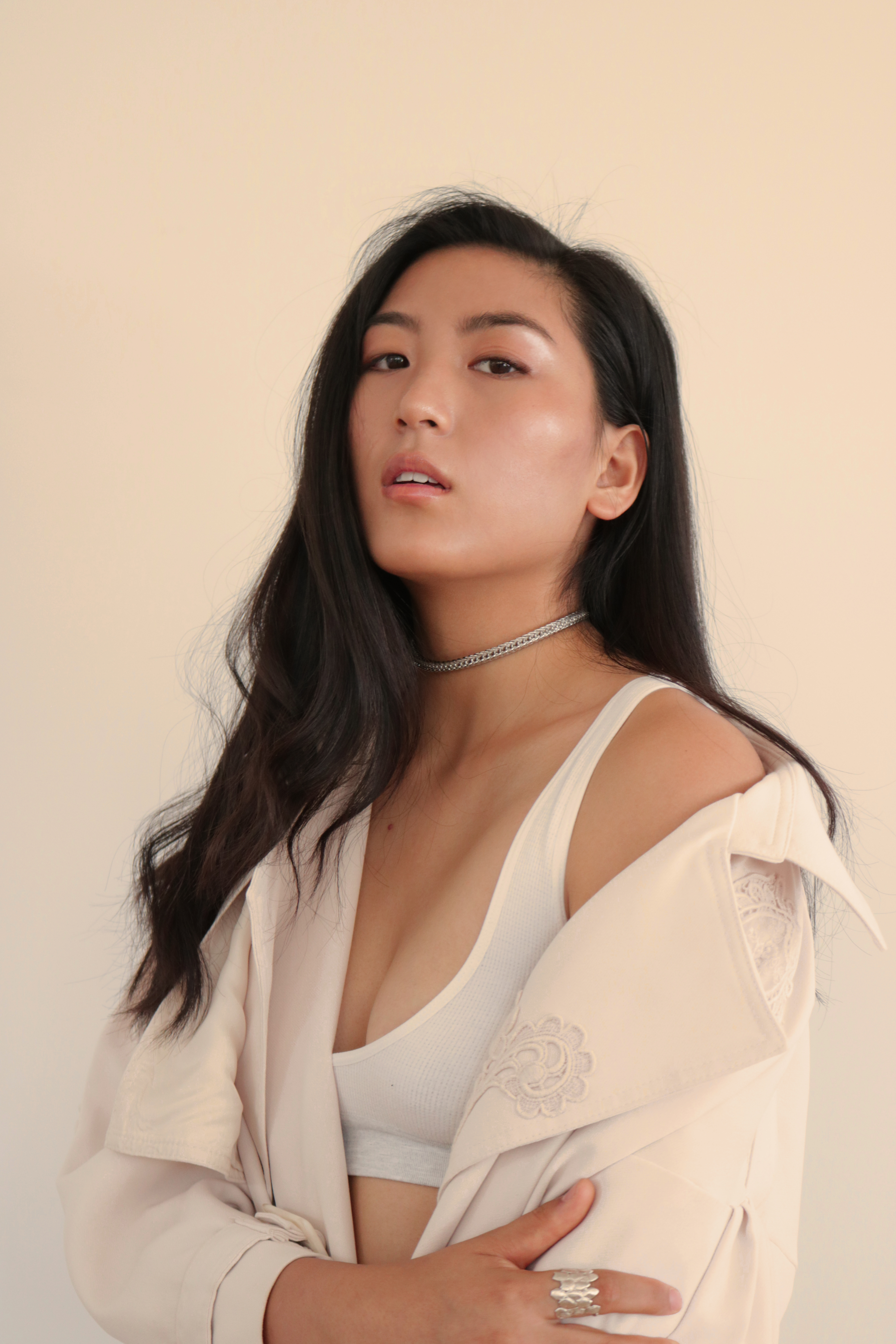 Rise Rock n’ Shine: Maggie Schneider + Sofya Wang – idobi Network