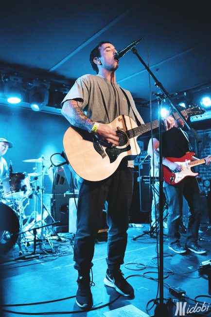 idobi.com - Free Alternative, Pop-Punk, Metal, and Indie Radio Stations