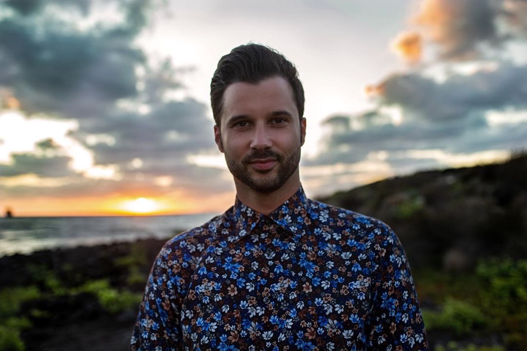 idobi.com - Free Alternative, Pop-Punk, Metal, and Indie Radio Stations